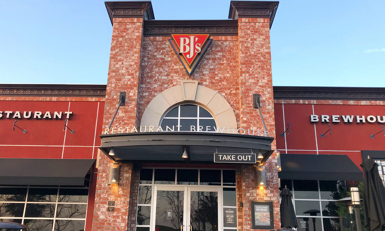 Bj's steakhouse store