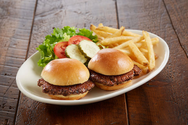 Classic Cheeseburger* BJ's Restaurants Brewhouse, 46% OFF